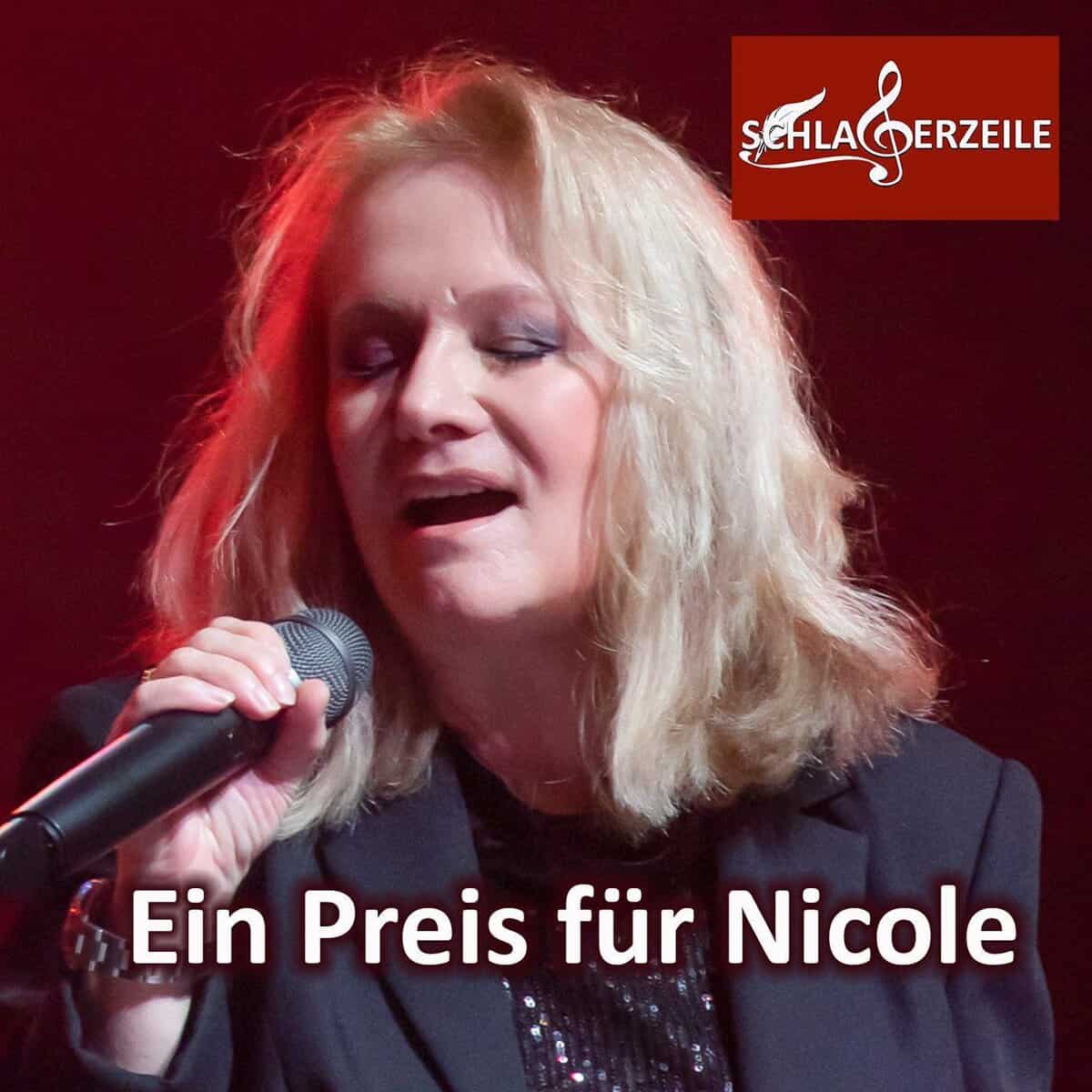 Ausgezeichnete Nicole | Schlagerzeile.de